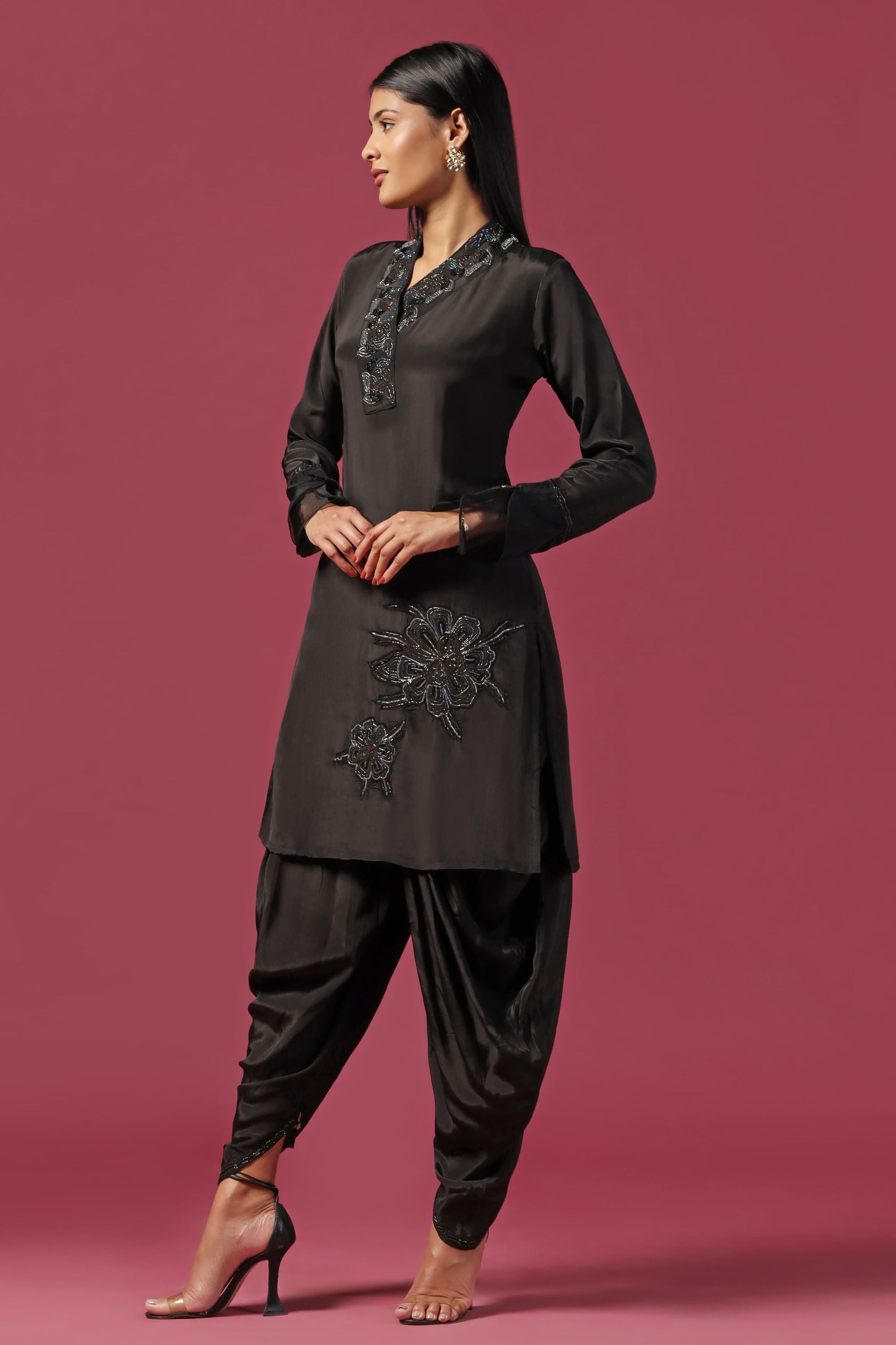 Black Embroidered Kurta Paired with Dhoti Pants – Gyans
